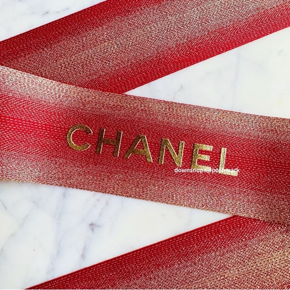 CHANEL | Makeup | Chanel Limited Edition Red And Gold Extra Wide ...